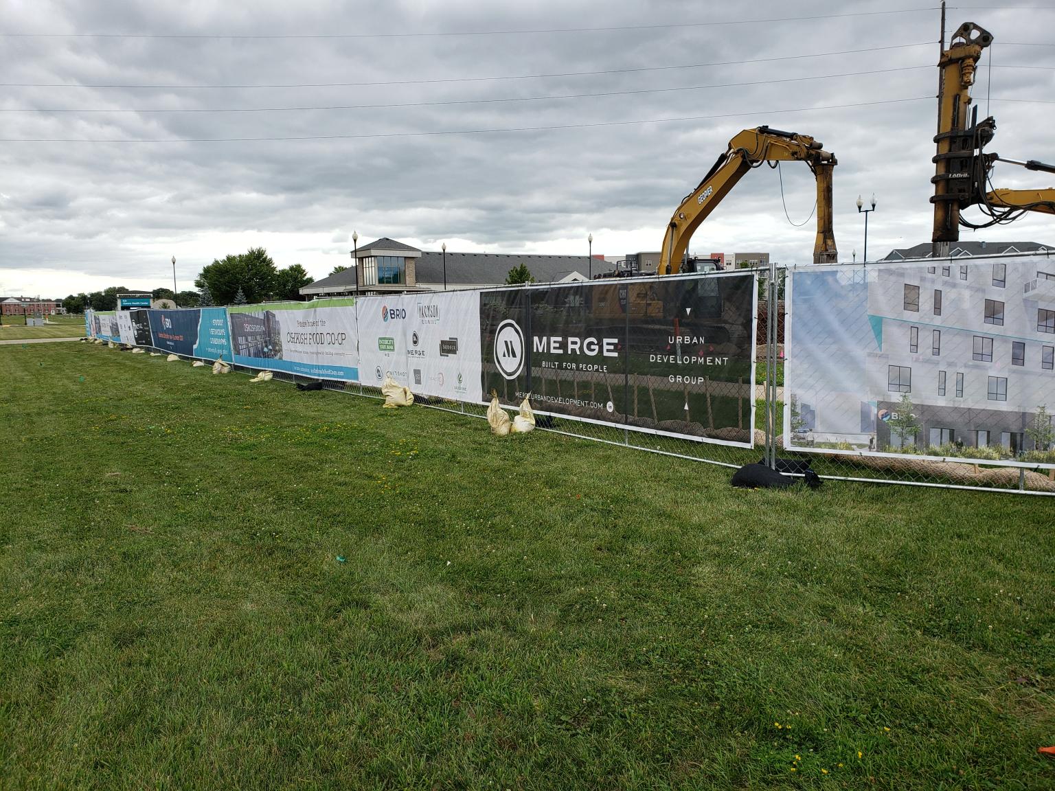 300 feet (~92 meters) of mesh banners, powered by UVgel - graphiPLAZA