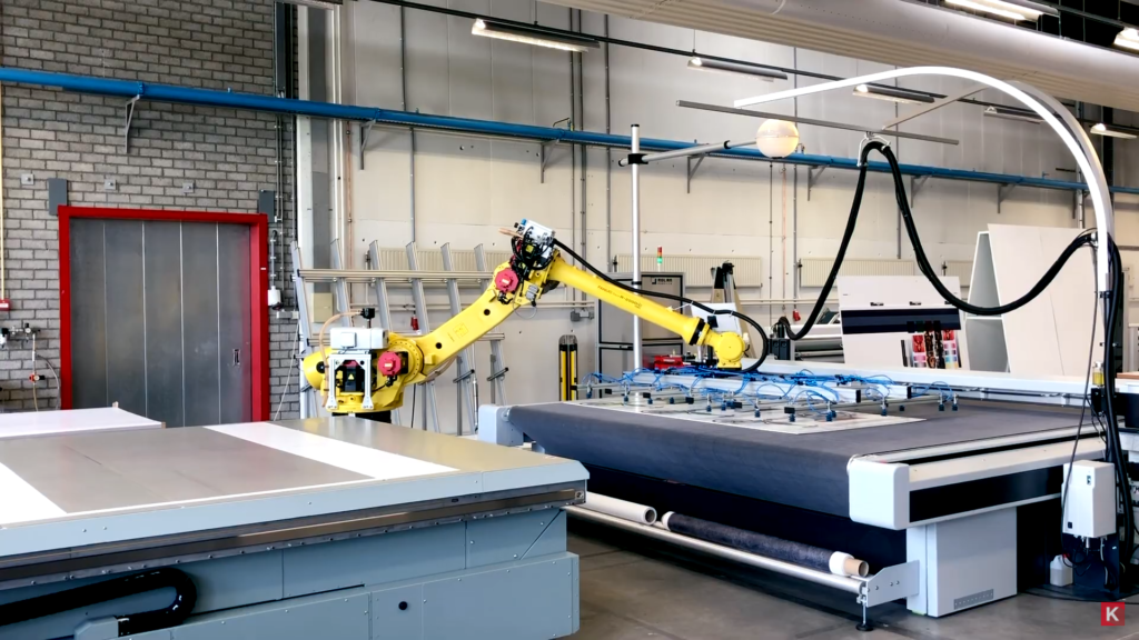 KROMA Displayboard - Large format digital printing & cutting - graphiPLAZA