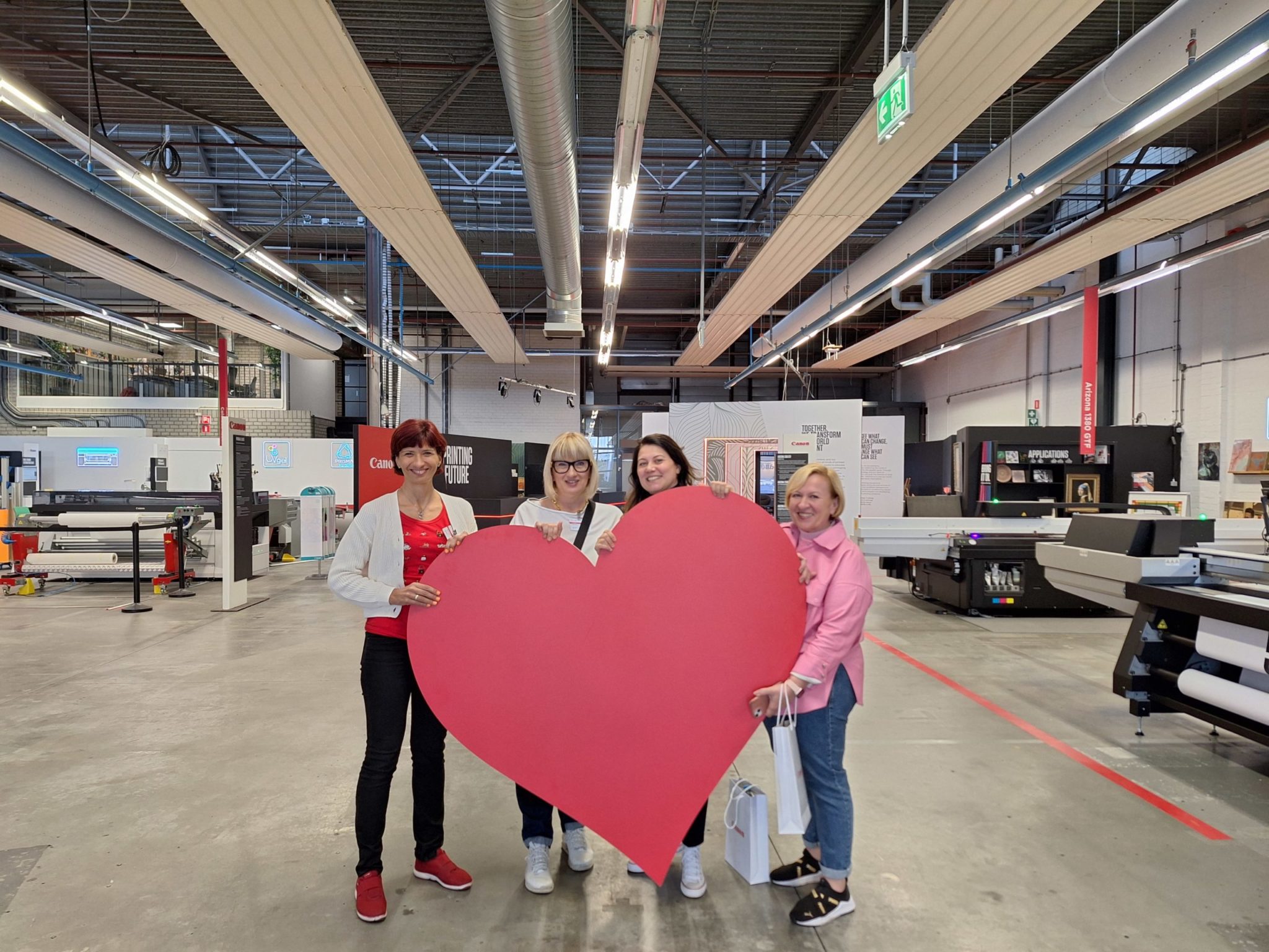 Discover graphiPLAZA: Your Hub for Canon Graphics Solutions