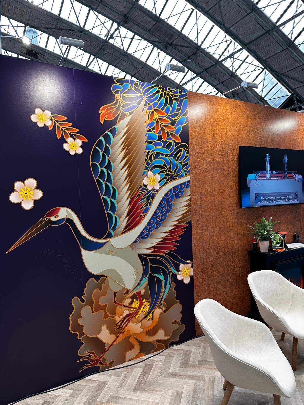 Canon showcases Digital Wall Solutions at Horecava 2025 - graphiPLAZA