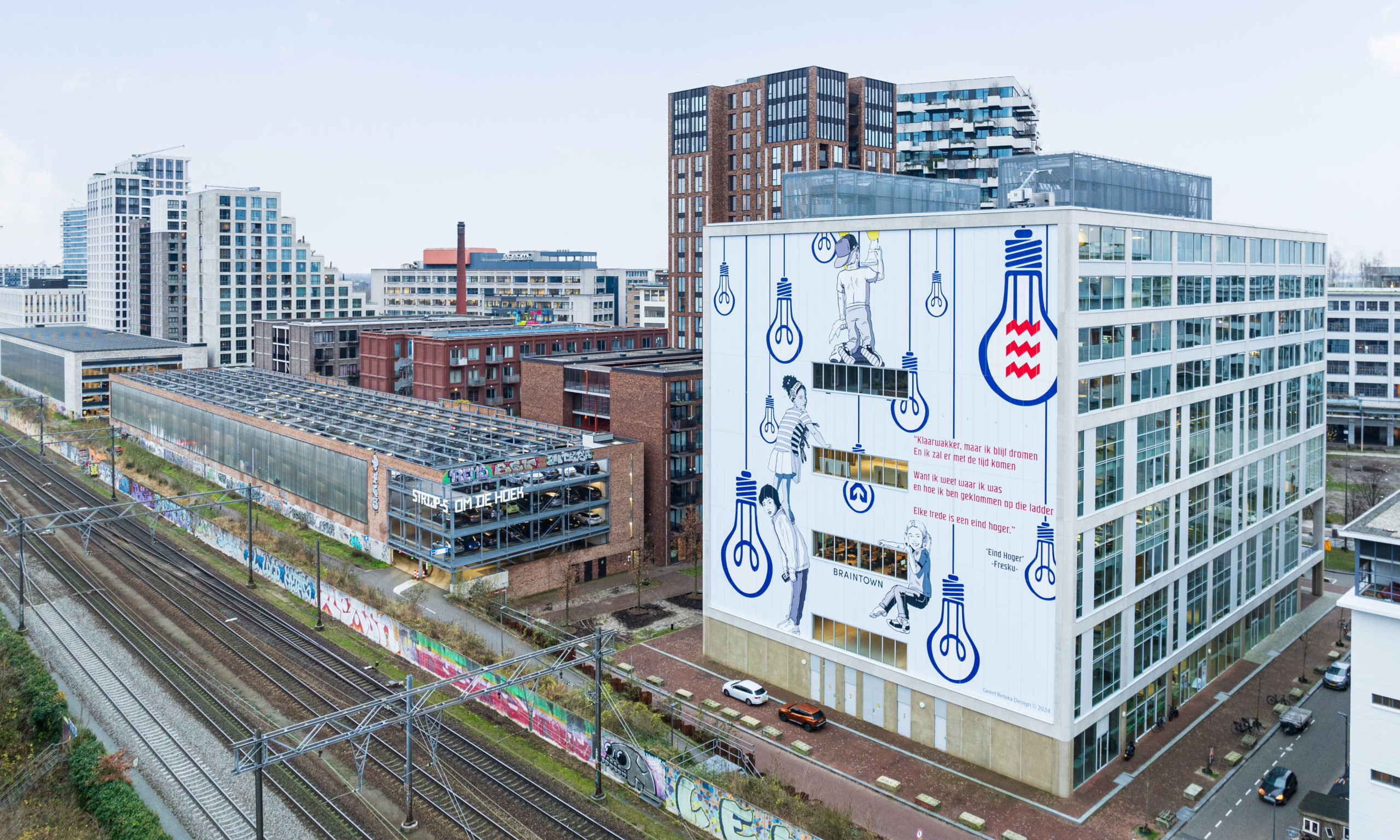 Creating a landmark mural: How Canon technology brought a vision to ...